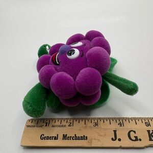 Toy Box Creations | Toys | 3 Vtg 99s Toy Box Creations Veggie Friend ...